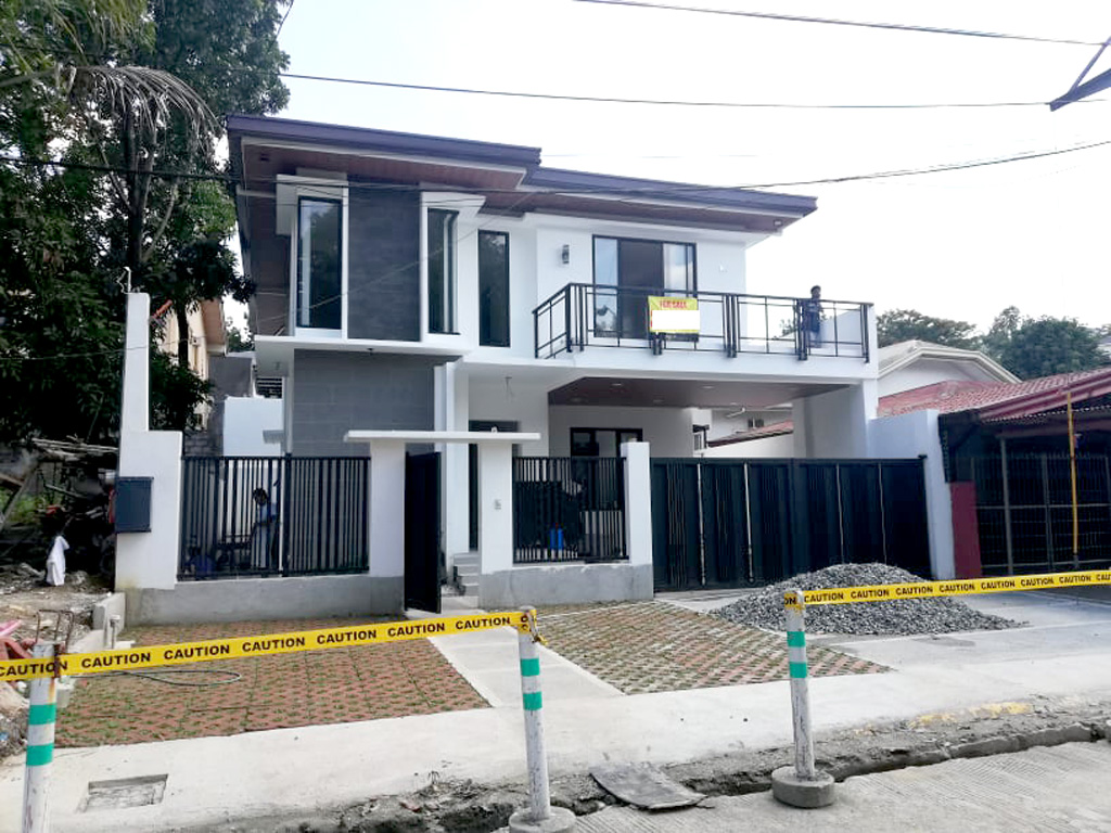 2 Storey House and Lot for sale in Filinvest 2 Batasan Hills near Commonwealth Quezon City ...